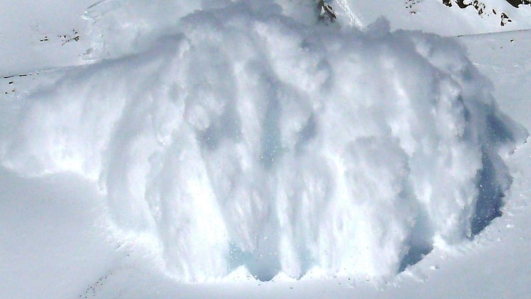 Block of the Week: Powder Snow | Minecraft